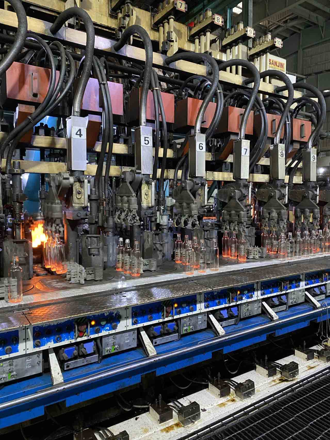 China Glass Packaging Supplier Tells You About The Containers ...