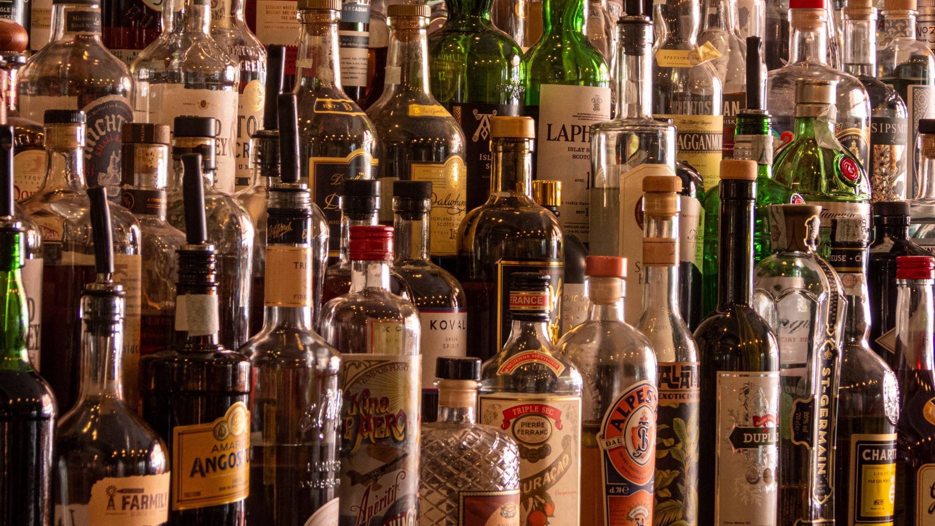 Everything About A Fifth of Liquor: Sizes, Guide & Wholesale Options ...