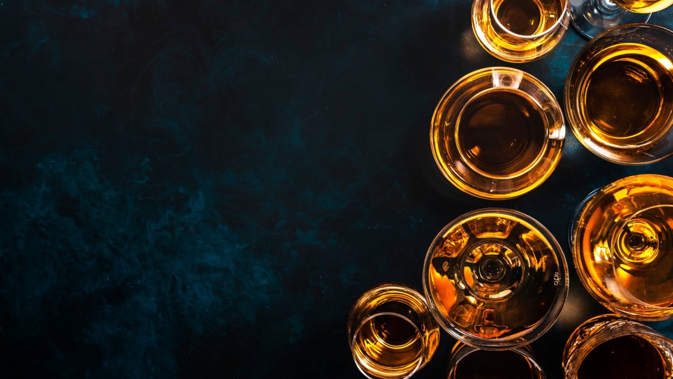 What is a fifth of liquor? 7 Core Liquor Volume Terms + APAC Standard ...