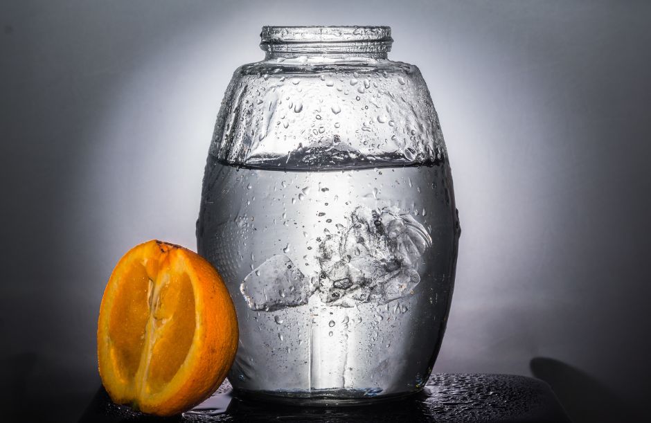 5 Gallon Glass Jug Buying Guide: Food-Grade Material - Berlin Packaging ...